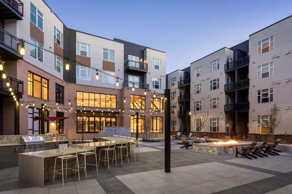 Broadstone Bowles Crossing – Santulan Architecture